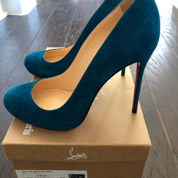 Christian Louboutin | Shoes | Christian Louboutin Filo 2 Veau Velours ...